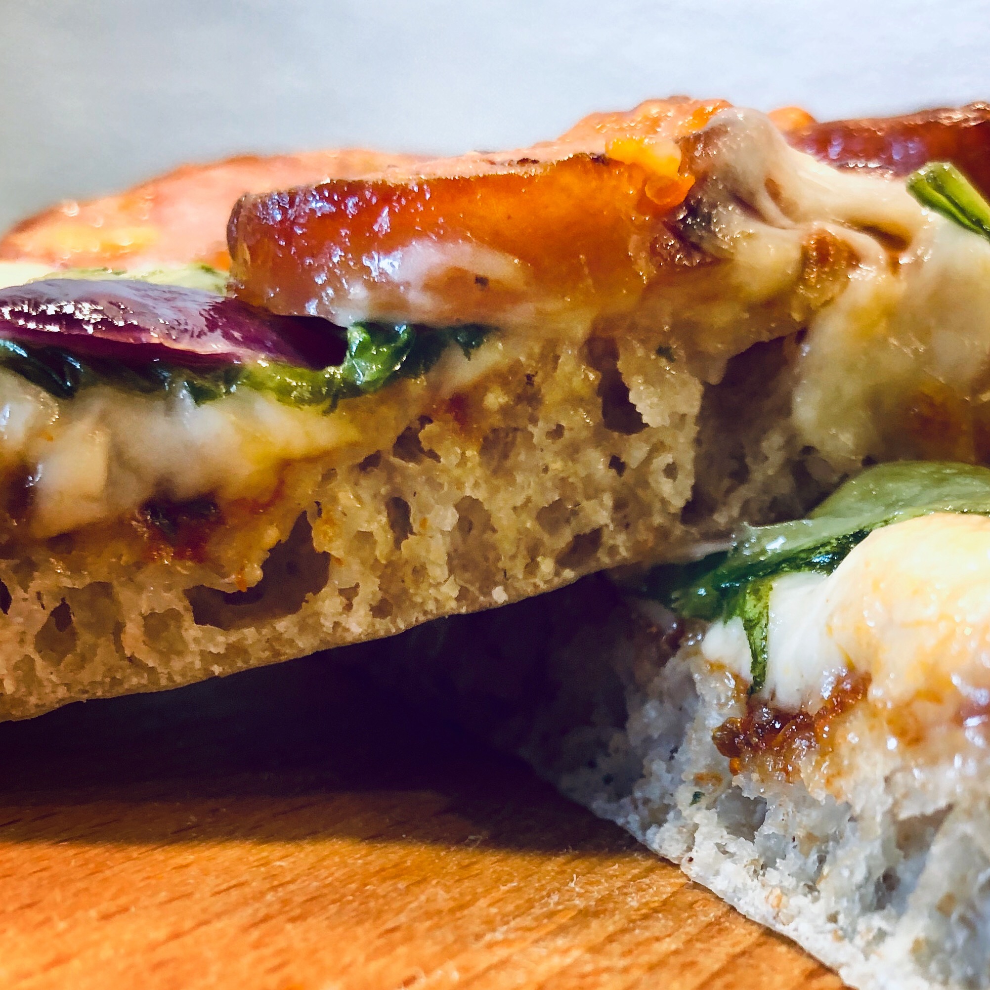 Grov og luftig pizzadej - Grøntmad