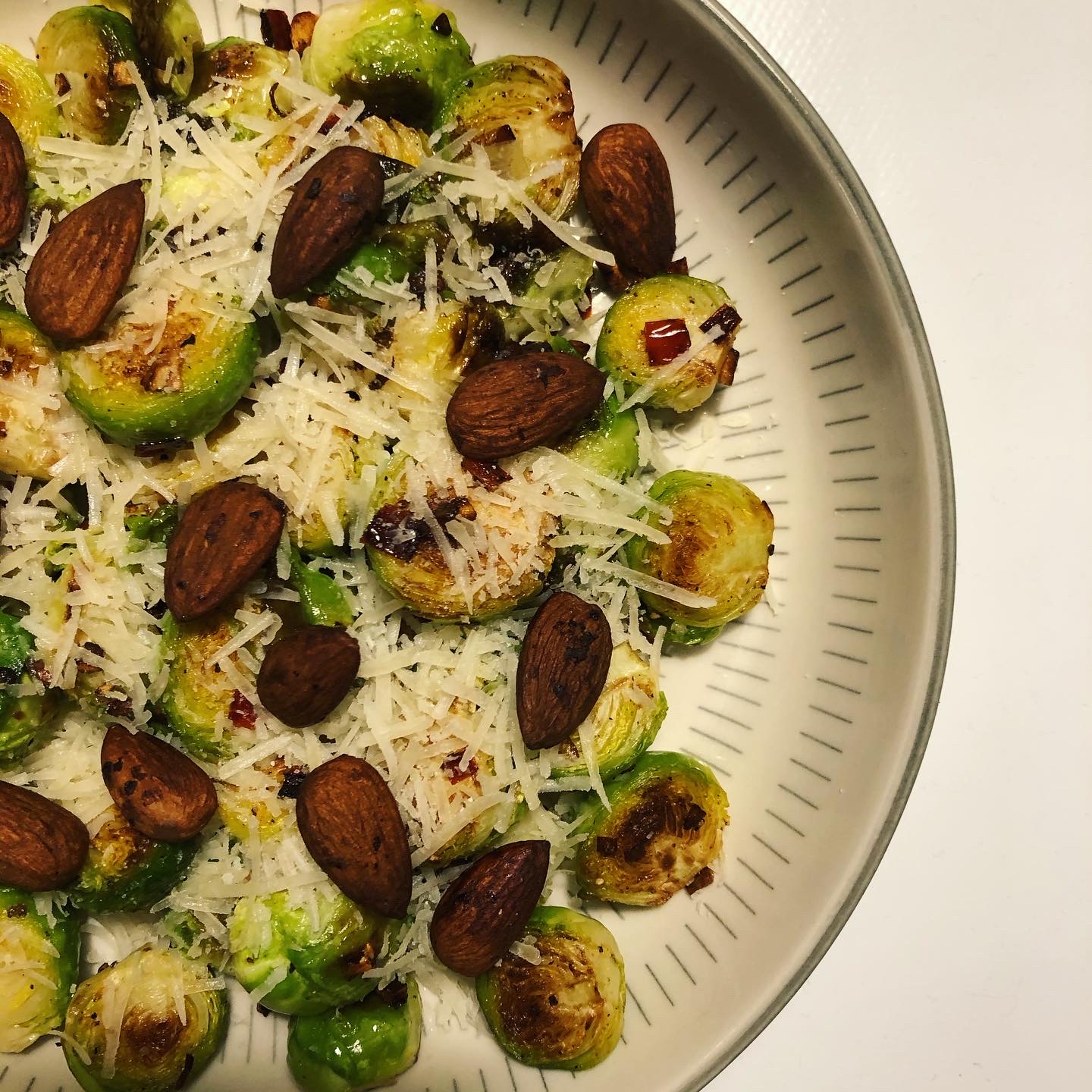 Varm rosenkålssalat - Grøntmad - Frokost og aftensmad