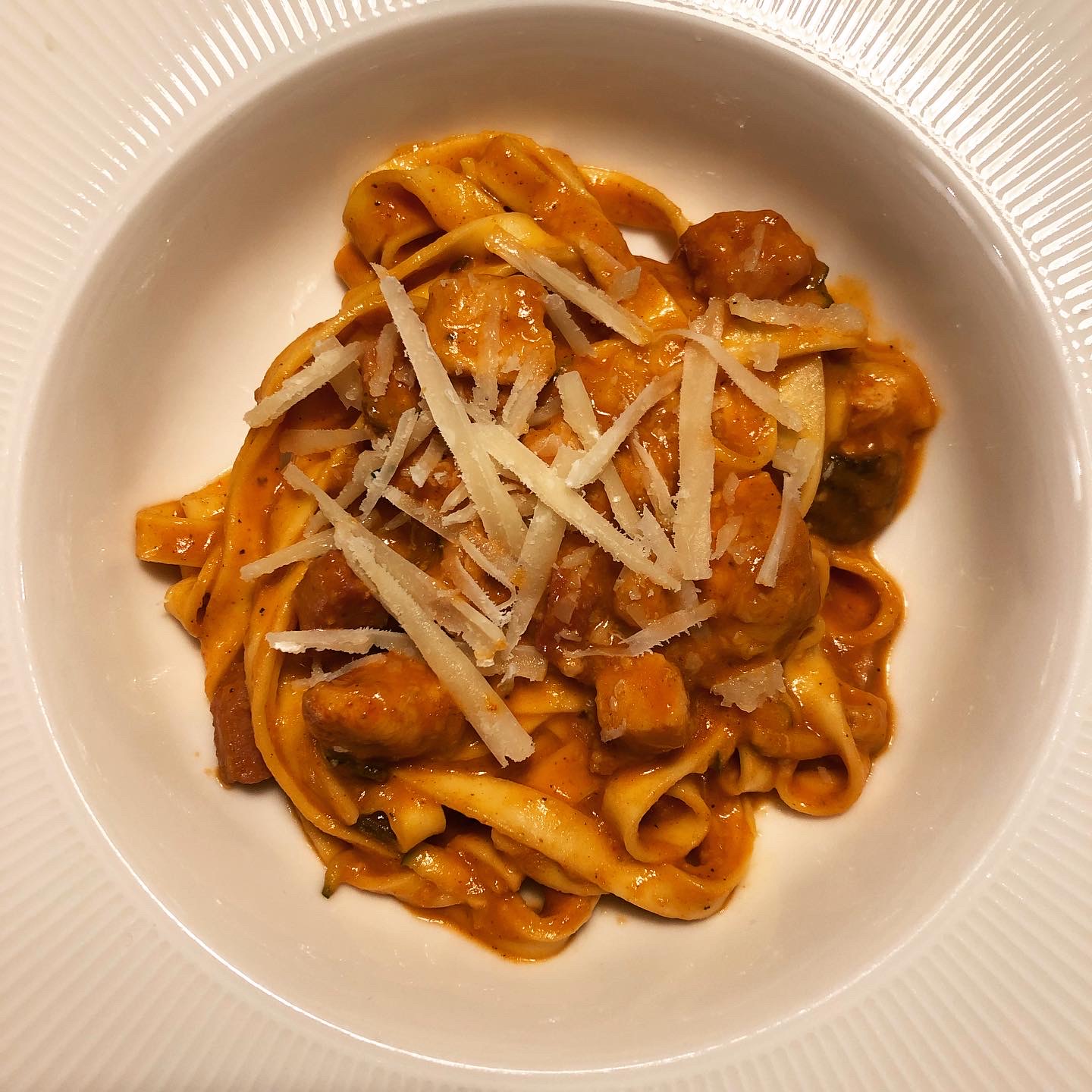 Cremet pasta med kylling og bacon - Grøntmad