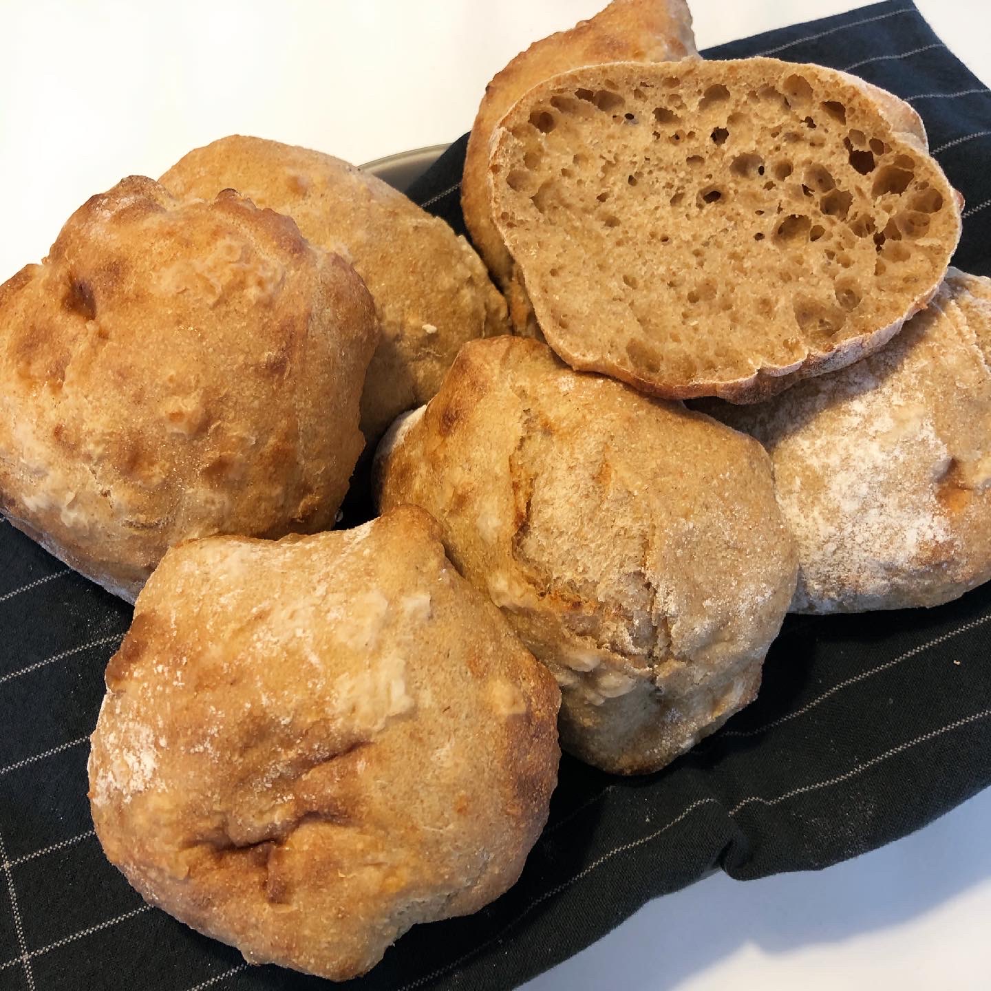 Surdejsboller med malt - Grøntmad